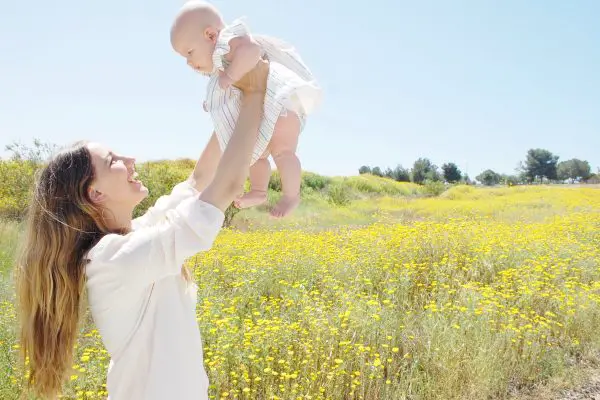 Why I Love Being A Single Mom - Motherhood Sprouting