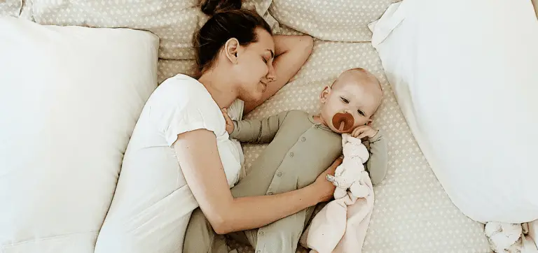 8 Tips for Co-Sleeping Safely and Successfully - Motherhood Sprouting